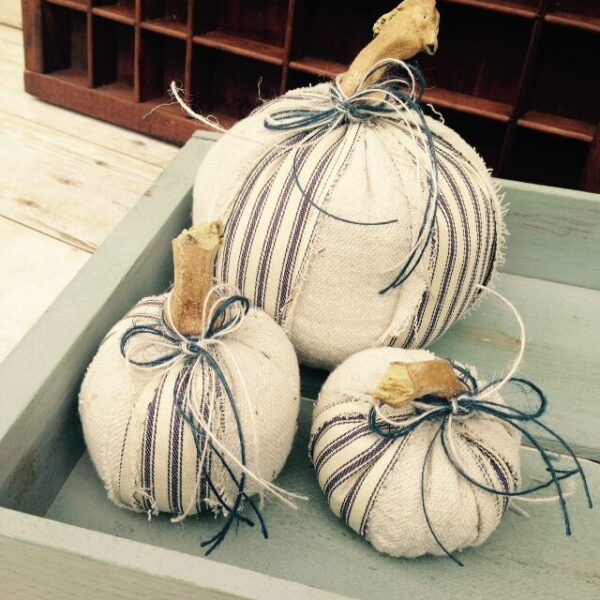 Easy DIY Fall Crafts (Upcycled and Inexpensive!) • Refresh Living