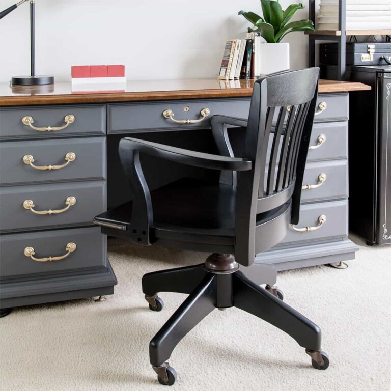 Explore Your Creativity With These 23 Amazing Painted Desk Ideas