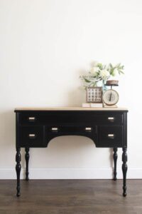 Explore Your Creativity With These 23 Amazing Painted Desk Ideas